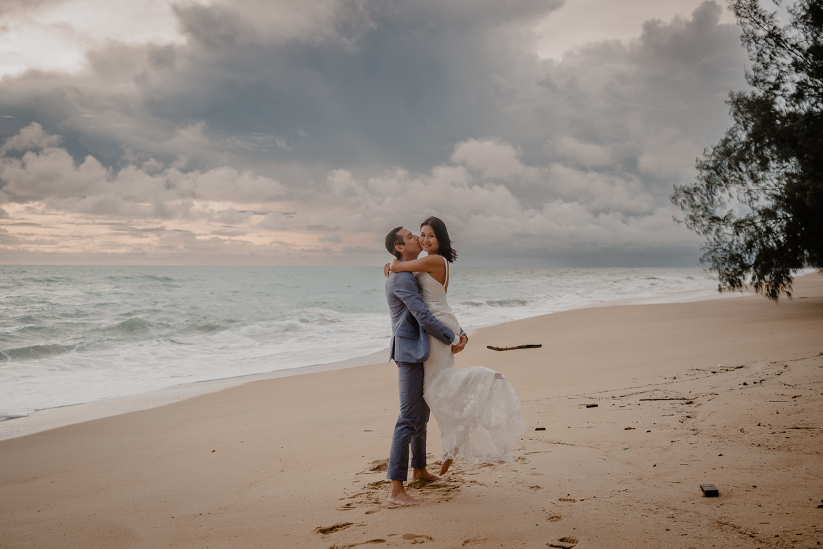 Best Phuket Wedding Photographer Since 2011